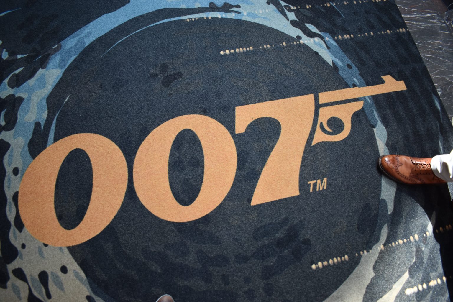 007 Store Opens in Burlington Arcade